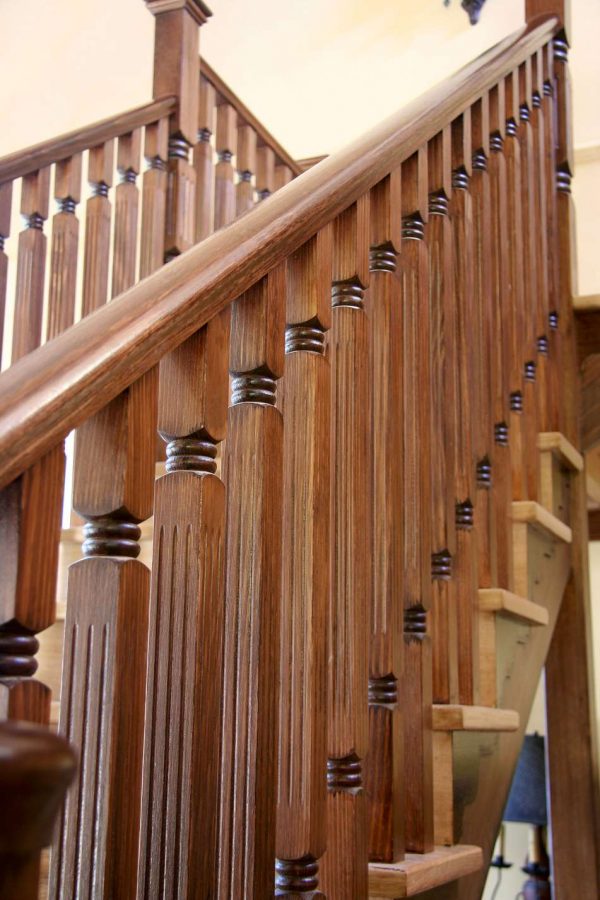Traditional Balustrades & Timber Handrails I Melbourne Stairs